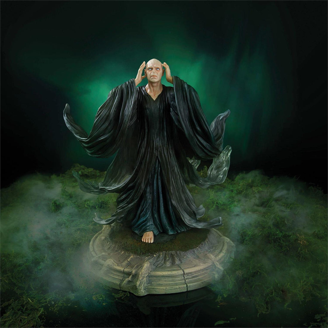 Voldemort 1/8 Scale Status - Harry Potter Collectibles – Disney Art On ...